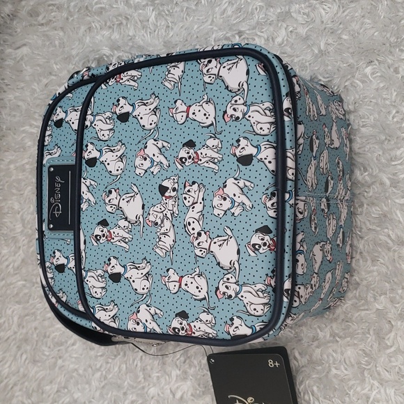 Loungefly | Bags | Nwt Loungefly Disney Pets Puppies 1 Dalmatians ...